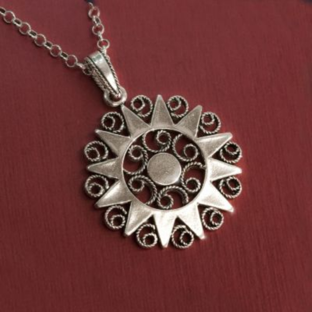 I 7 simboli esoterici di protezione più potenti - Storie di Gioielli Sardi